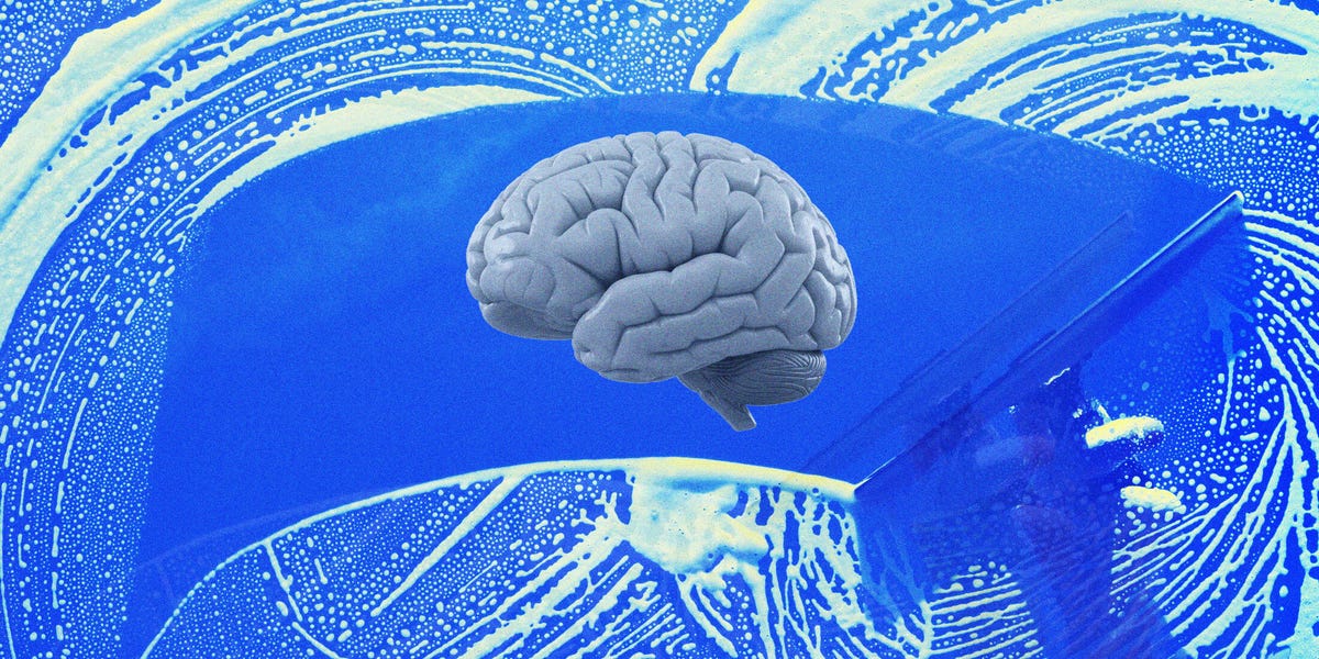 This embarrassing habit might actually help clean your brain