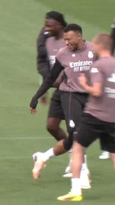 Mbappe returns to training as Real Madrid await decision on availability