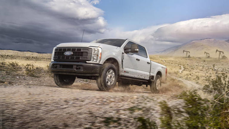 2027 Ford Super Duty drops base engines as Godzilla V8 becomes standard