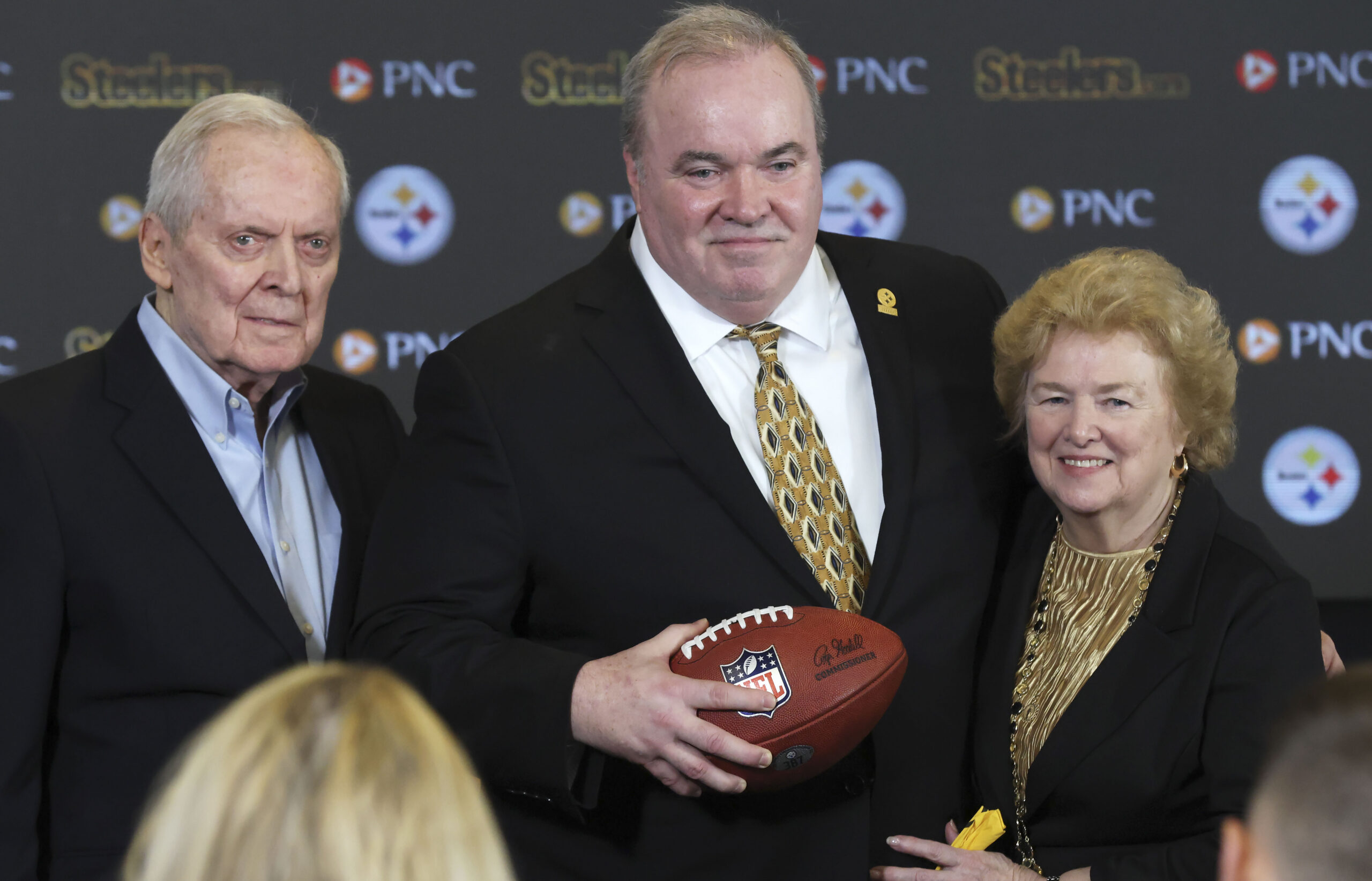 Steelers’ McCarthy installs 14-bucket QB system exposing 19 years of ...