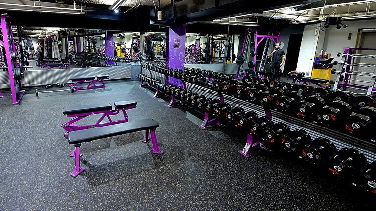 New Hampshire woman says Planet Fitness canceled her membership after ...