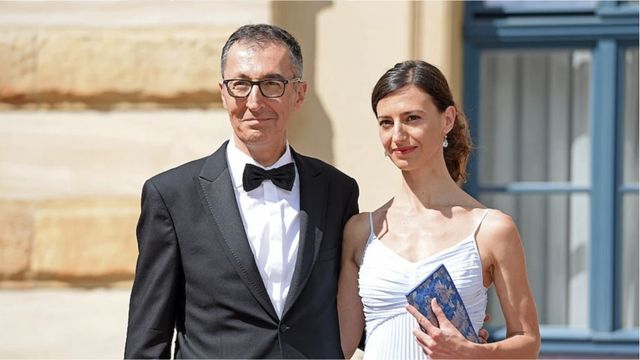 „Da funkte es bei mir“: Wie sich Cem Özdemir in seine Flavia verliebte