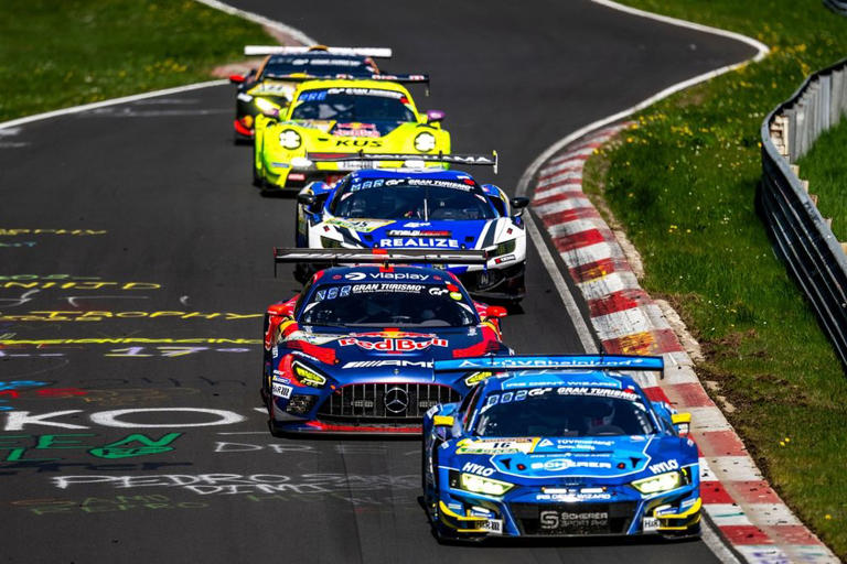 Verstappen generea respeto y celos en la F1 con su asalto a Nurburgring