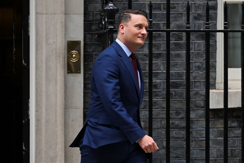 UK health minister Streeting preparing to resign, Times says