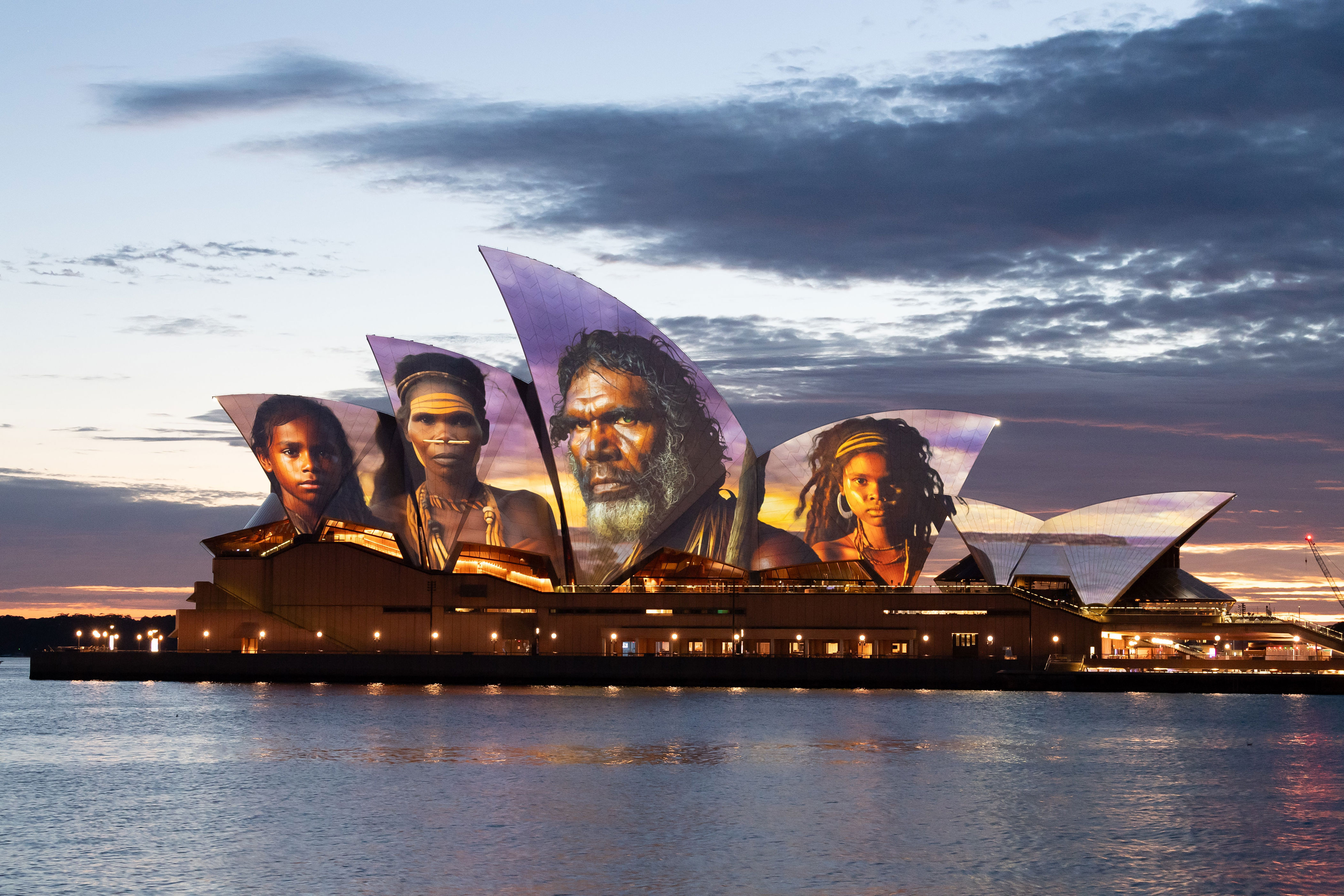 Indigenous Australians win record payout after billionaire mines land