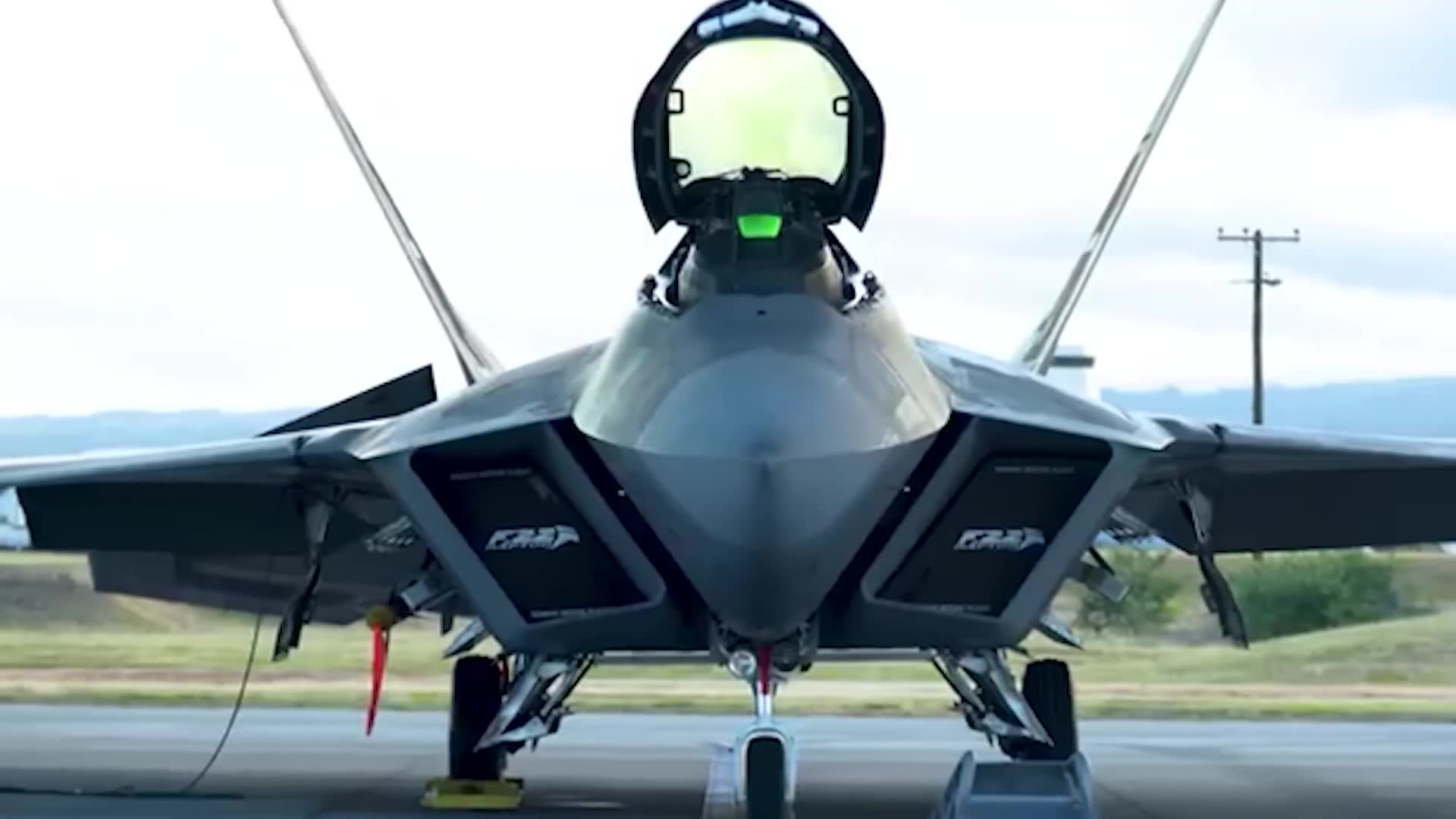 F-22 and F-35 doctrine for engaging J-20 builds on networked sensor sharing