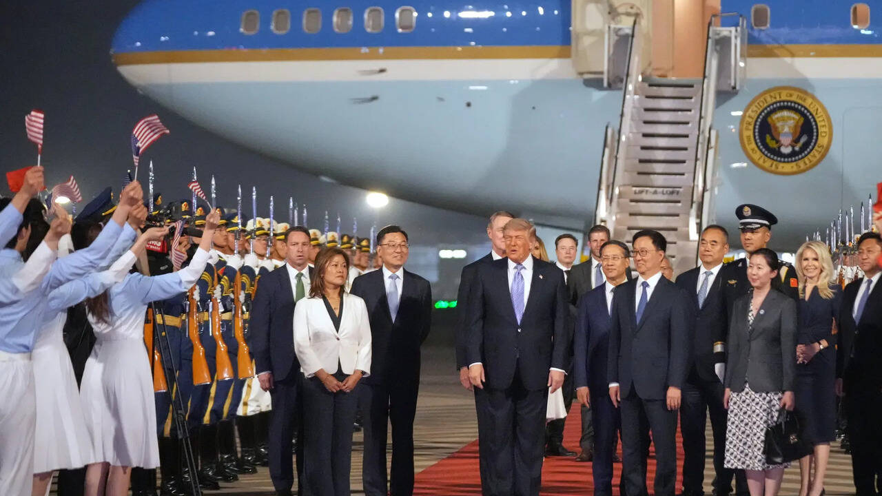 Trump arrives in Beijing for key summit with Xi Jinping amid global ...