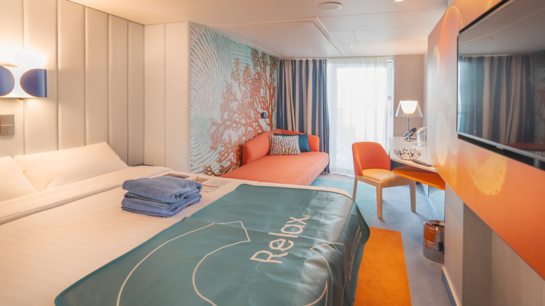 Things you should (and should not) ask your cruise cabin steward