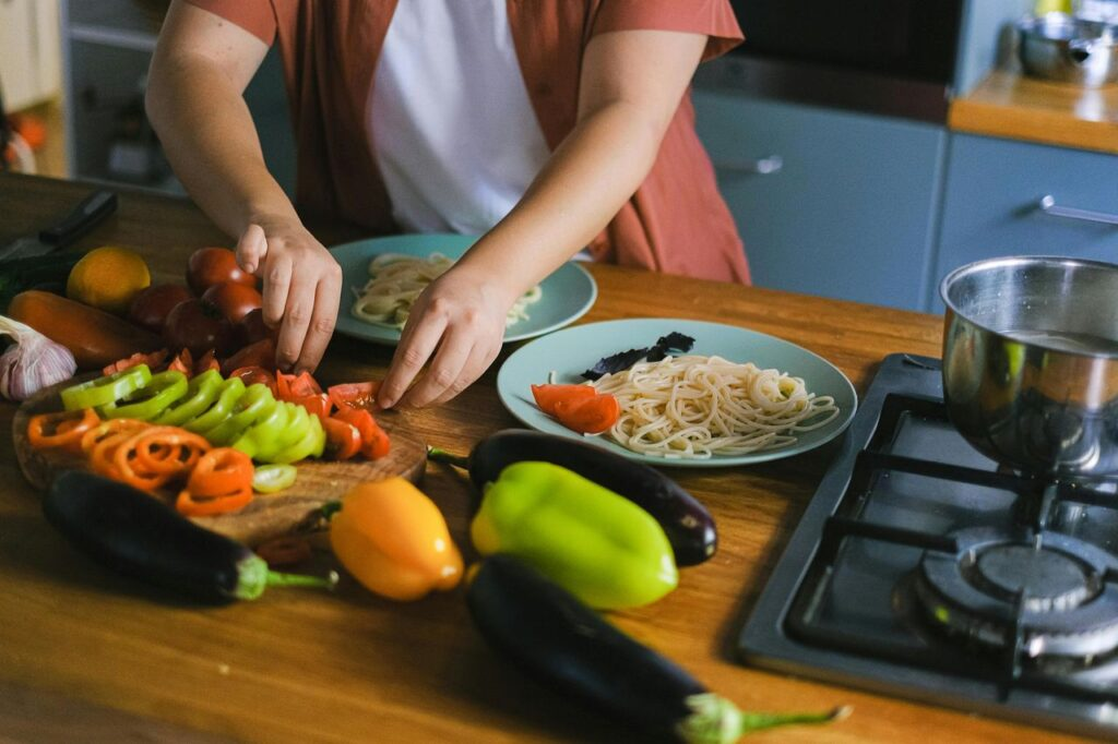13 food waste hacks that Canadian chefs use to stretch grocery budgets ...