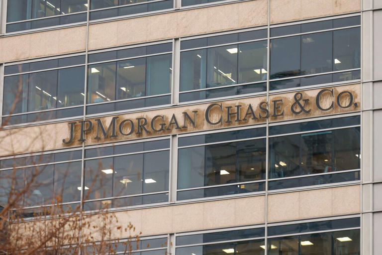 Q&A: JPMorgan leaders talk selling Scotiabank on Dallas, the AI boom ...