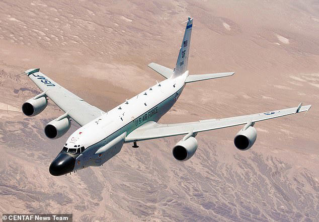 Chinese student pleads guilty for photographing military aircraft