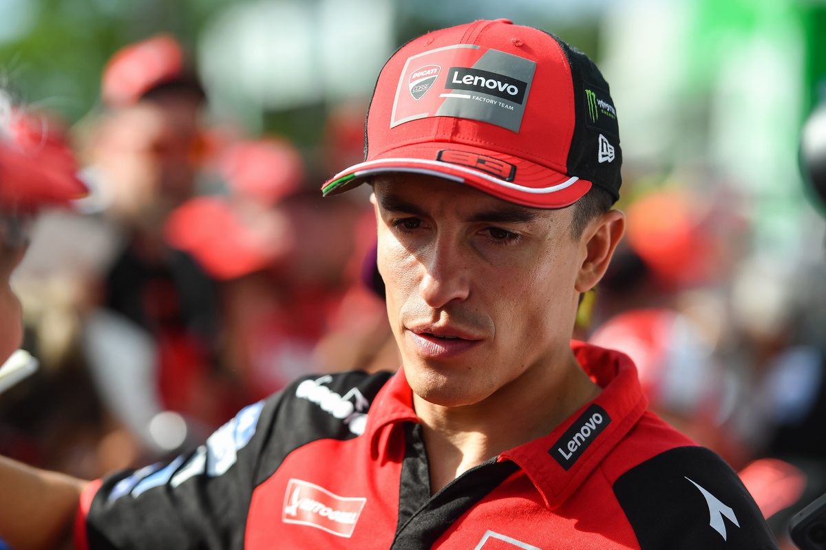 Márquez ocultó la realidad de su lesión a Ducati: "Corro con un brazo y ...