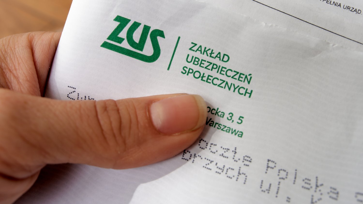 13. emerytura do zwrotu. ZUS niektórym seniorom zaczął rozsyłać pisma