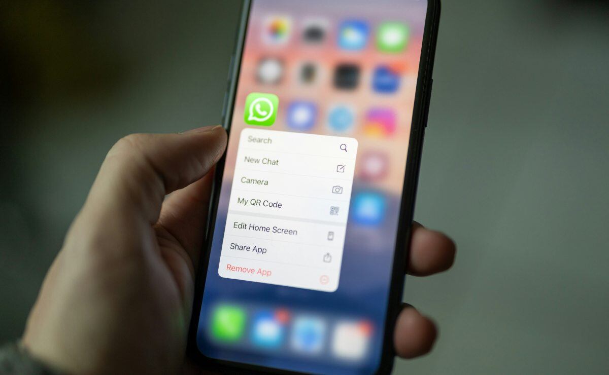 Para qué sirve y cómo activar el modo fantasma en WhatsApp