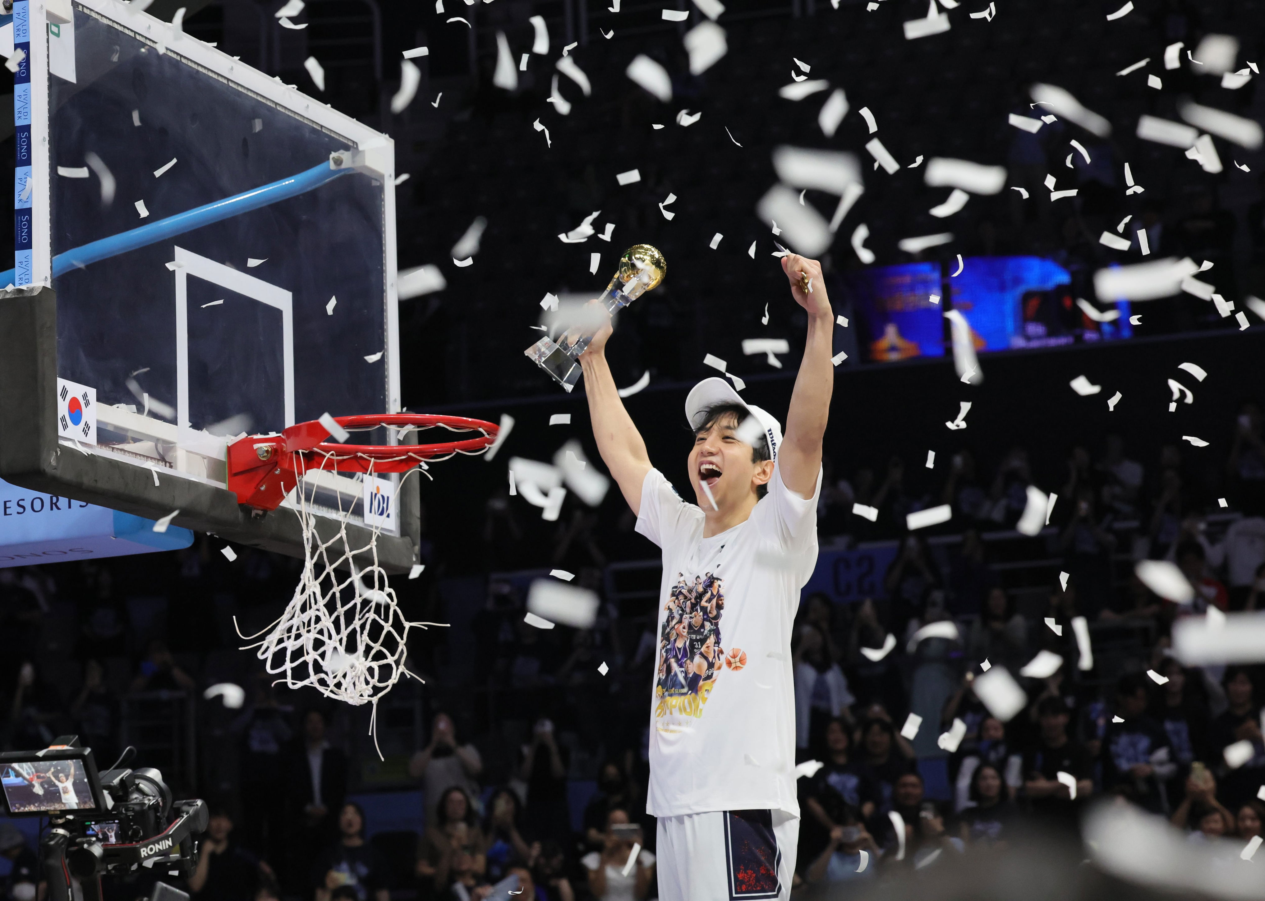 Busan KCC Claims Seventh Championship as Sixth-Ranked