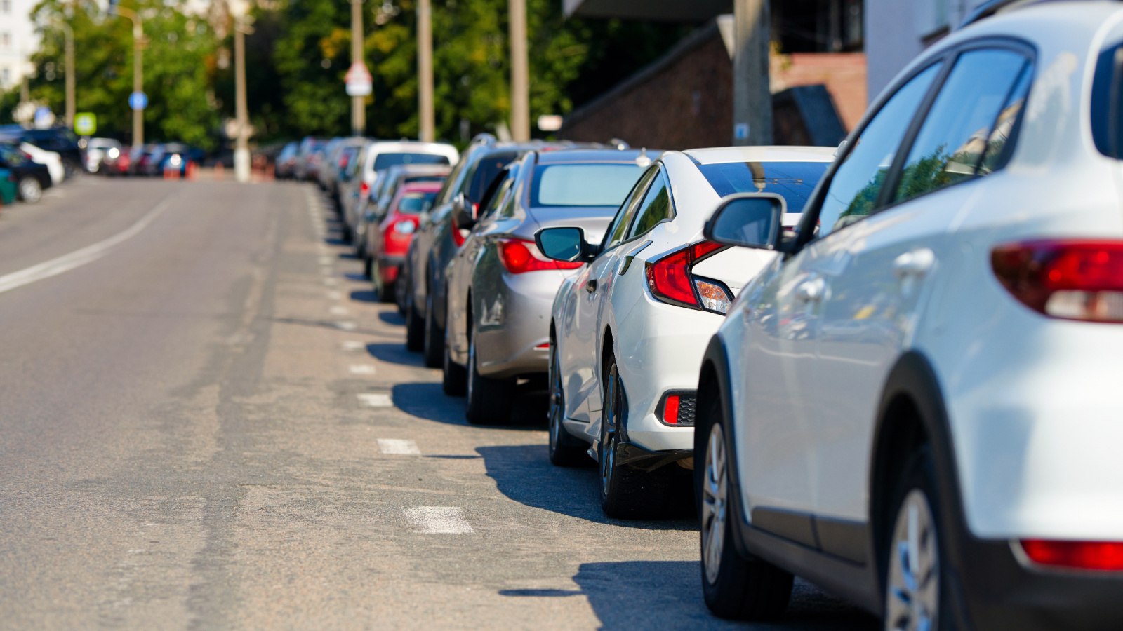 The parking lot mistakes that can still get Canadians ticketed