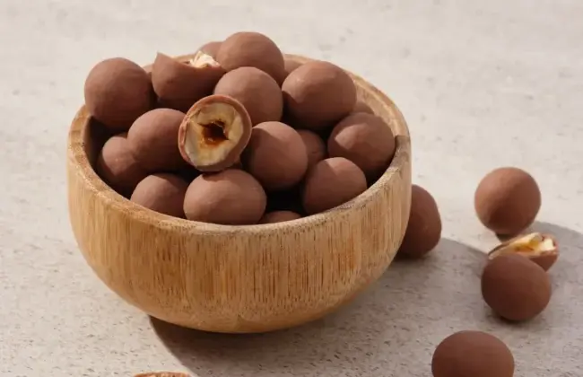 Prozis reforça oferta de snacks com frutos secos cobertos por chocolate