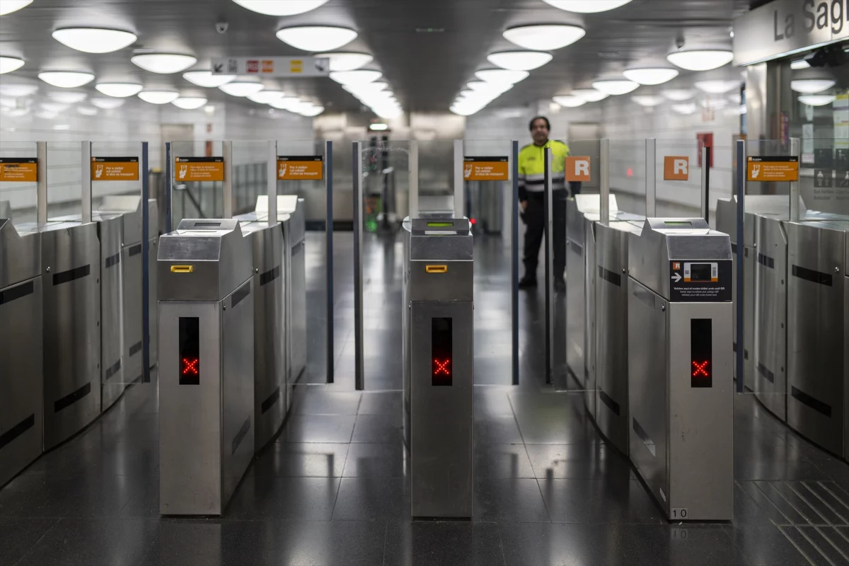 Robo de cable en Cercanías Madrid: retrasos en líneas C-2 y C-8 entre ...