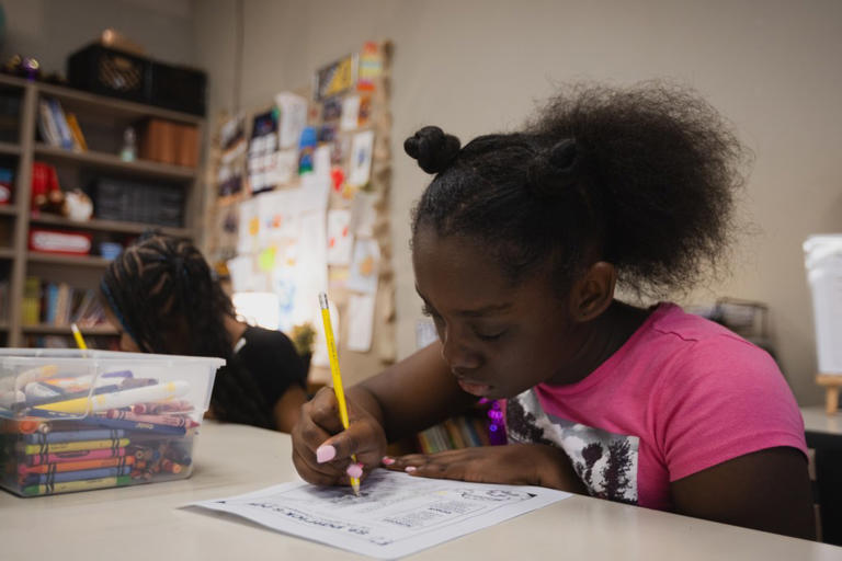 Kids face a 'reading recession' as test scores continue to plummet ...