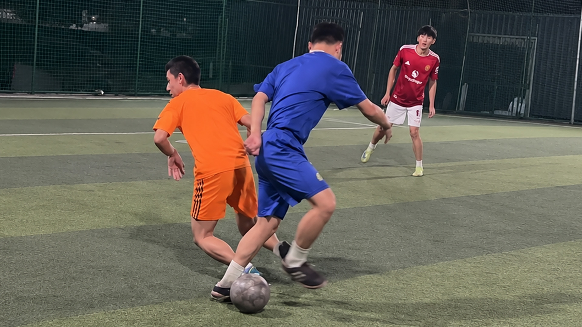 This Guy Confused Defenders With Another Level Football Skills