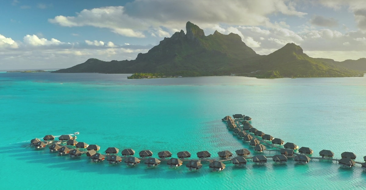 17 most beautiful places around the world where water shapes the view