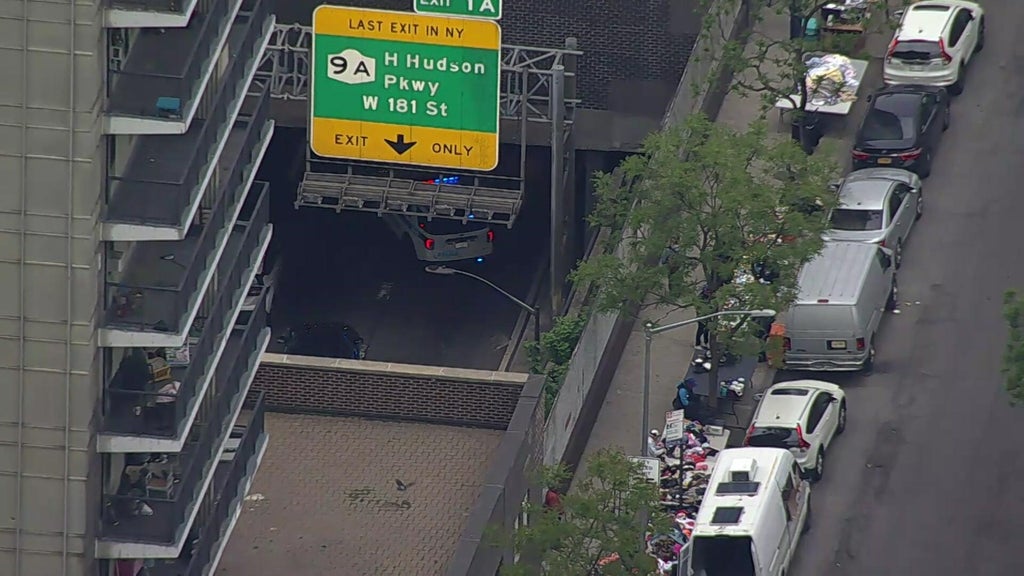 George Washington Bridge traffic snarled after Cross Bronx Expressway ...
