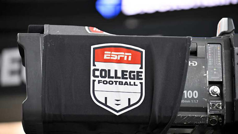 No. 1 QB in California, Dane Weber, announces top three college ...