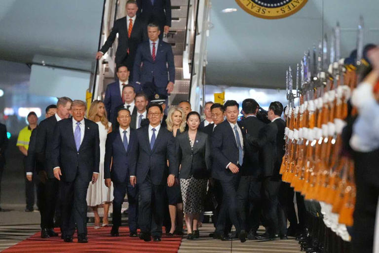 Trump’s Beijing welcome sparks protocol buzz as China sends higher ...