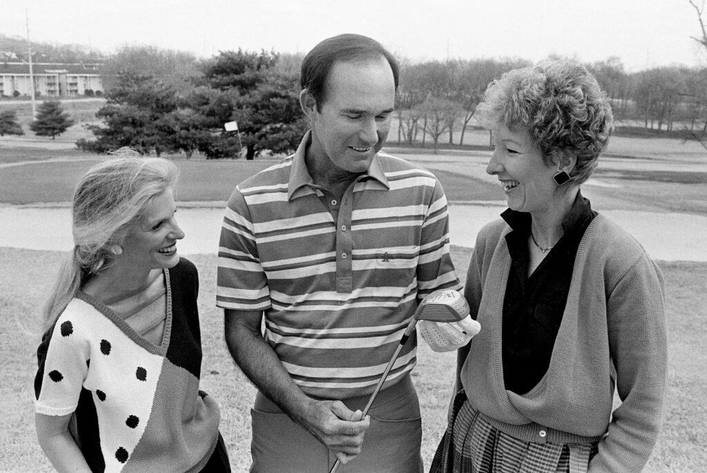 Former US Open champion Lou Graham passes away at 88, leaving behind a ...
