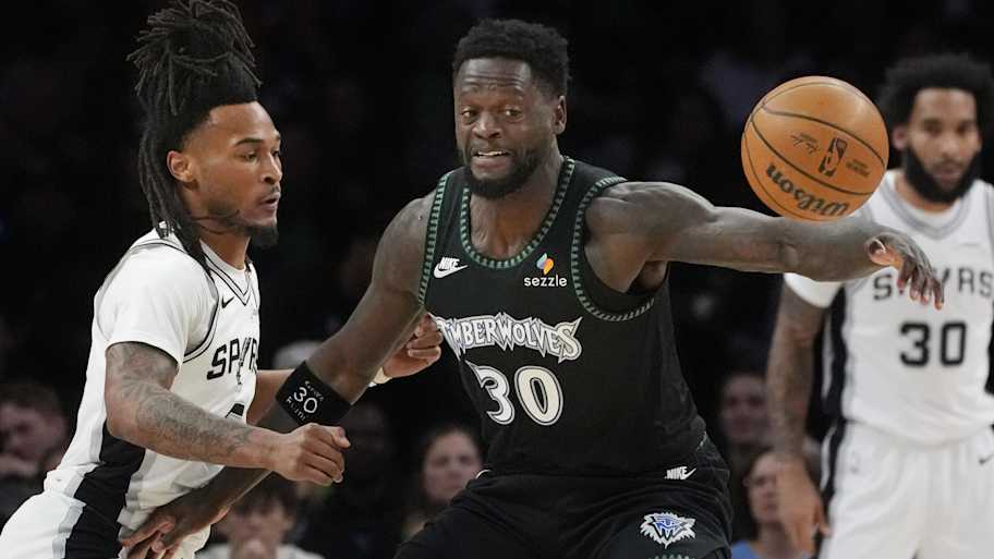 Why does Chris Finch refuse to call out Julius Randle's horrific play?