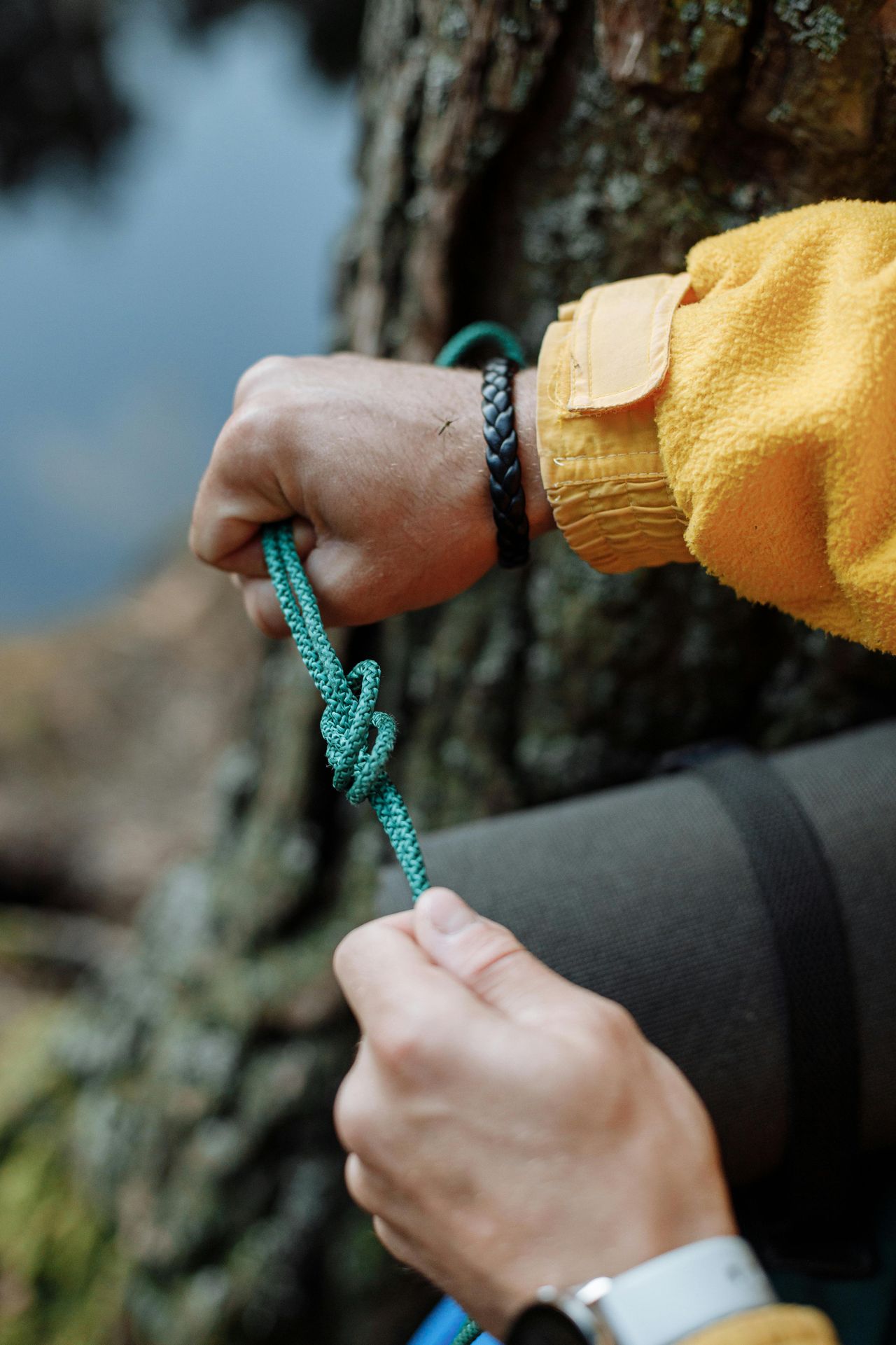 8 knots every person who spends time outdoors should be able to tie ...