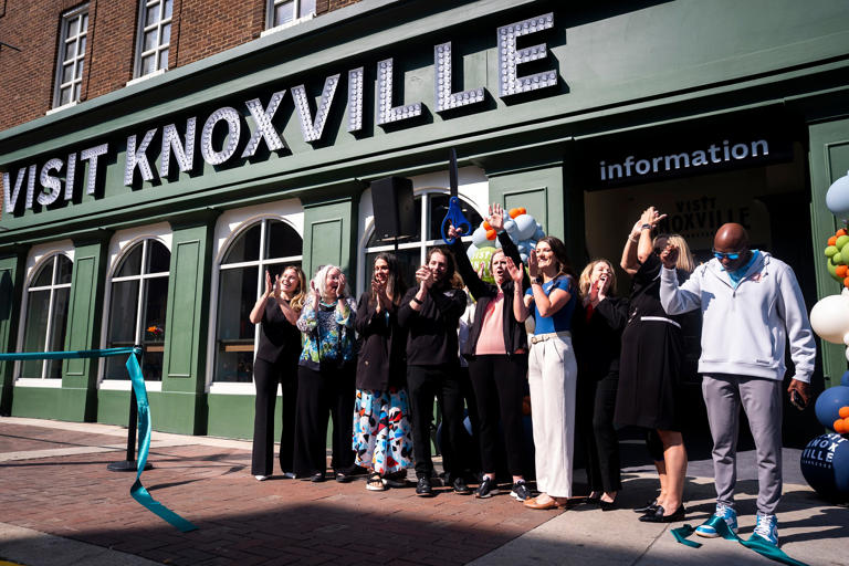 Bold new Gay Street sign reshapes the 'first impression' of Knoxville