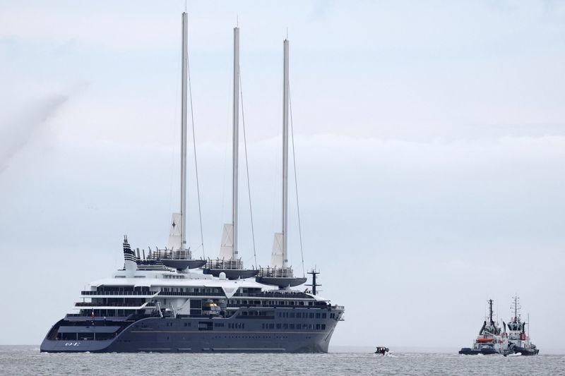 Autoridades francesas impiden desembarco de crucero por posible brote ...