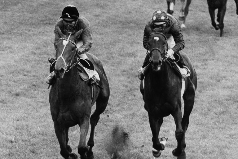 18 retro photos of Jockey's and their horses at the St Leger Stakes ...