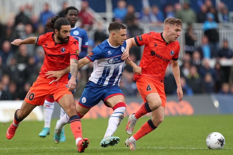 'It's 50/50 whether Charlie Carter stays' admits Dorking Wanderers boss ...