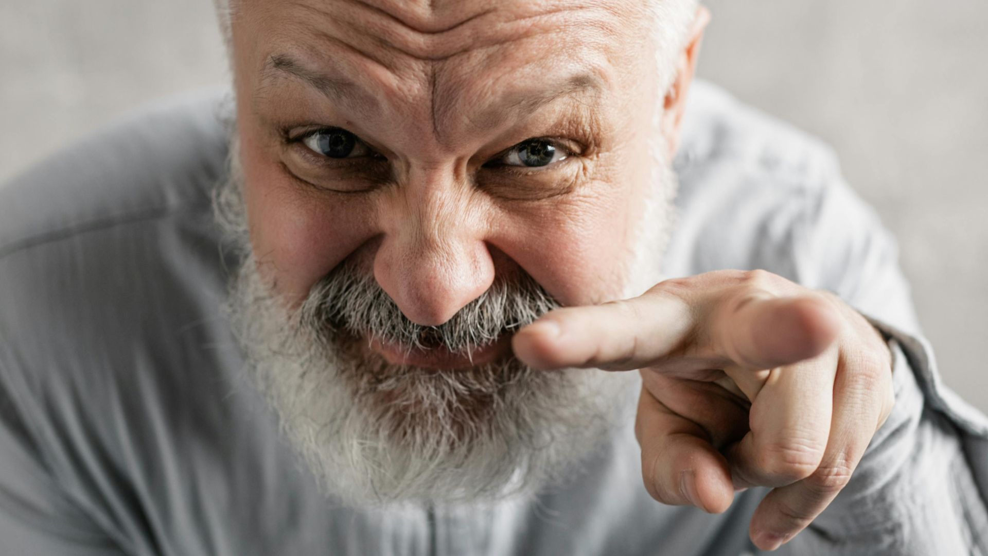 20 pet names men give women that are disrespectful, not cute