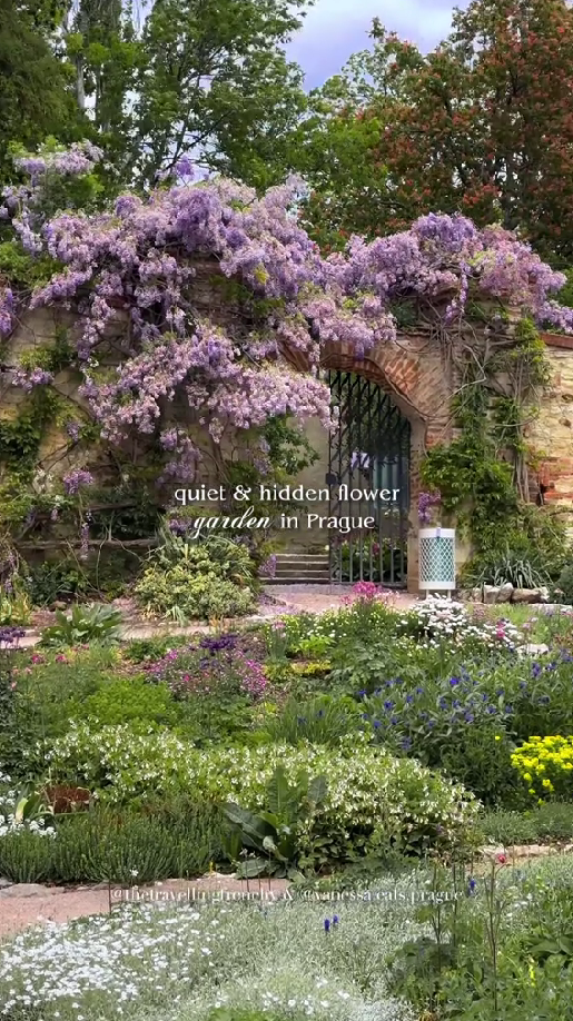Discover the secret garden on Petřín Hill in Prague