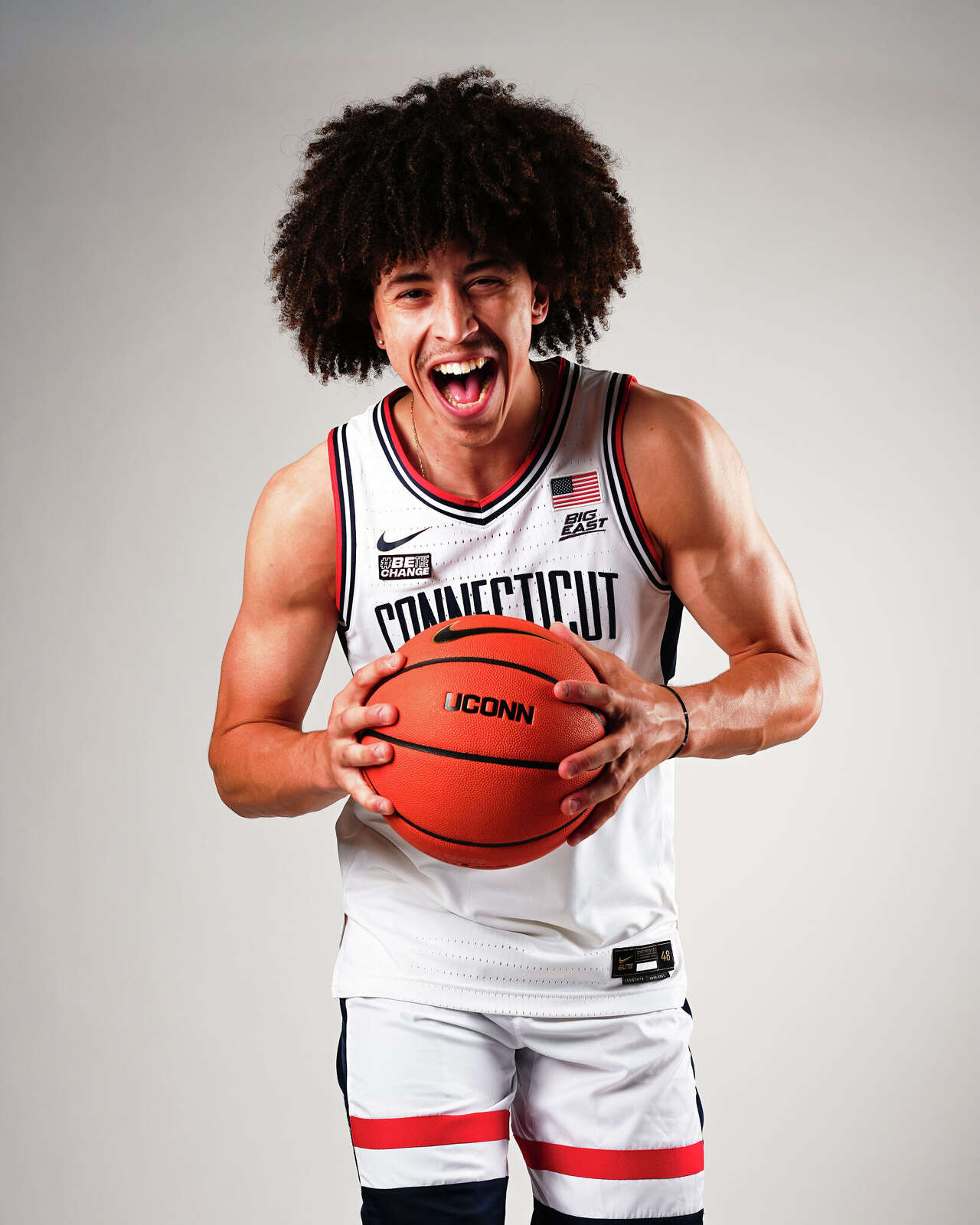Three questions facing UConn men's basketball as Huskies begin summer ...