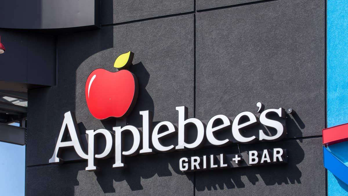 Applebee's launches two new Don Julio margaritas for summer pool parties