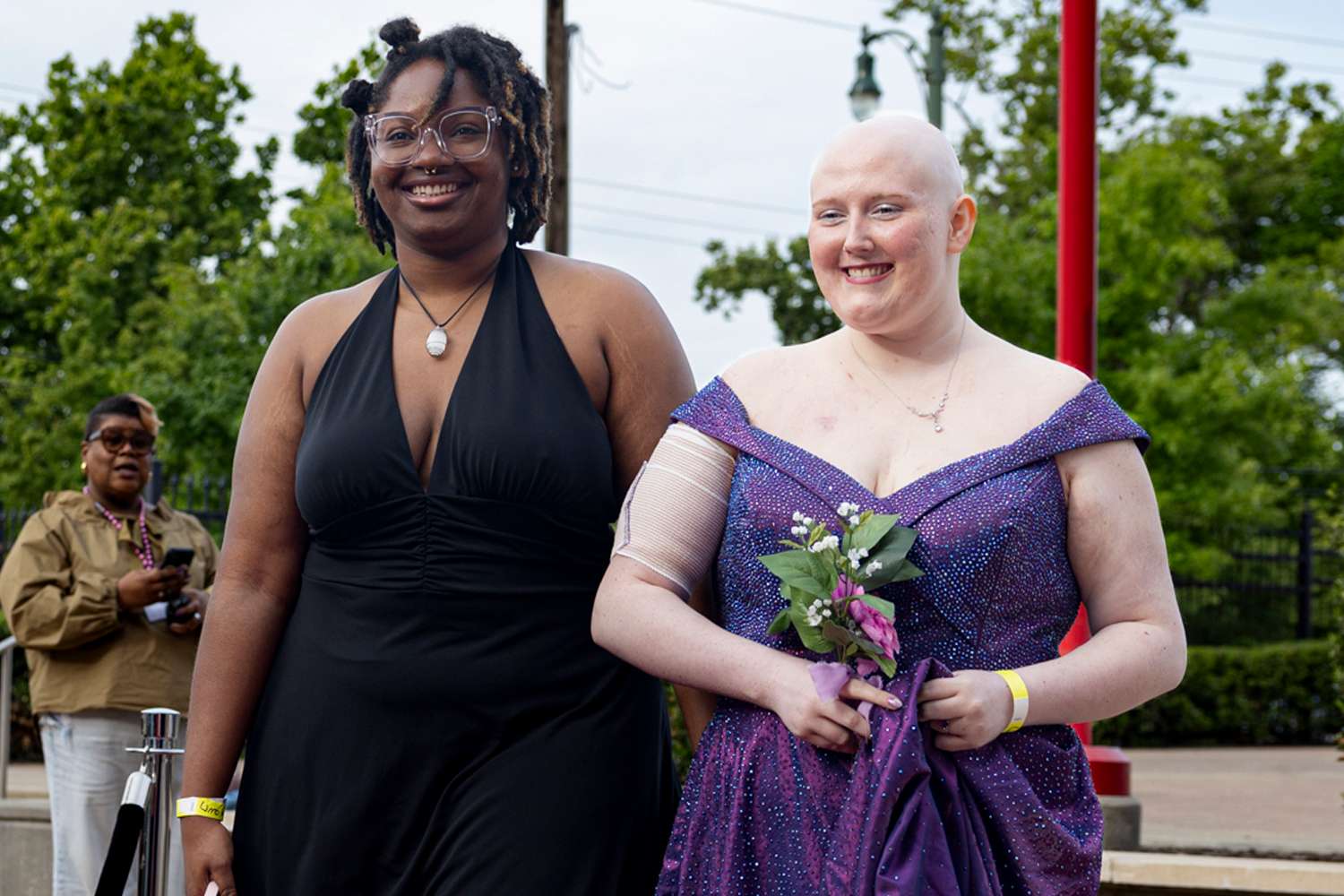 Teen patients were missing their prom nights. Then, St. Jude Hospital ...