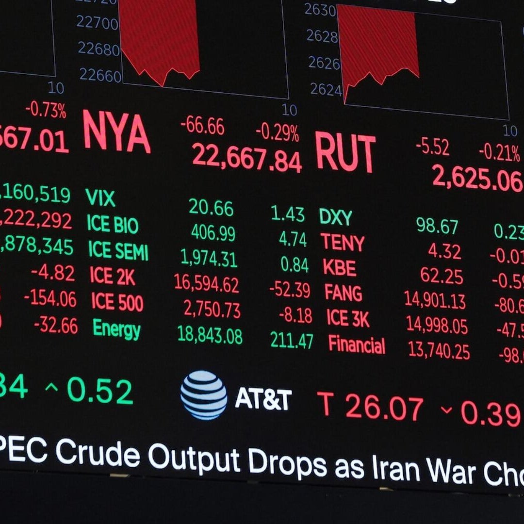 Justice Department investigating oil market trading, sources say