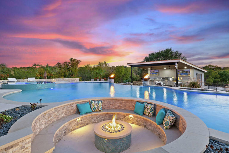 Inside the Hill Country estate the Round Rock Donuts family is auctioning
