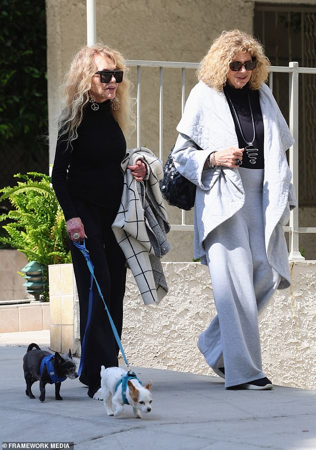 Hollywood legend who married decades-older actor cuts youthful figure ...