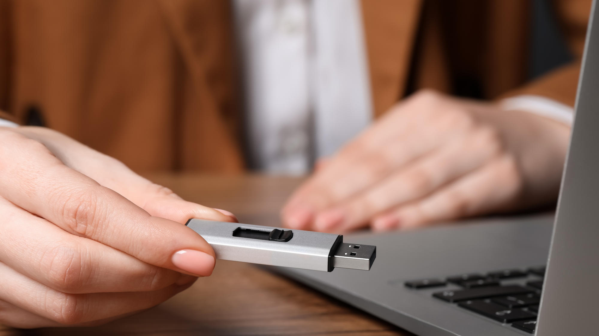 Das Ende des USB-Sticks ist da: Das sind die besseren Alternativen