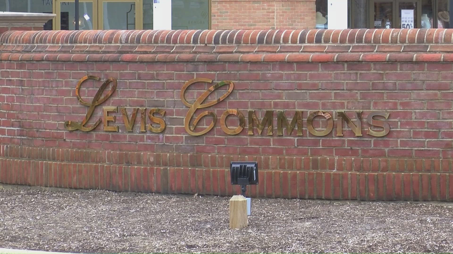 Levis Commons to be sold to new operator, original developers say