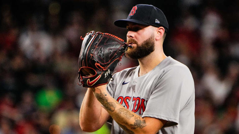 Padres Expected To Make Lucas Giolito Decision This Weekend