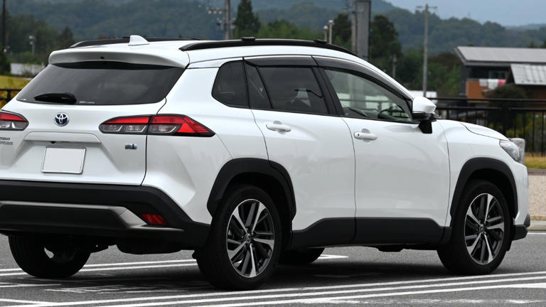 8 SUVs that hold their value better than any other vehicle on the road