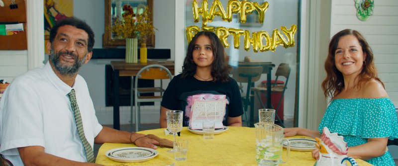 La festa è finita, recensione: la crudeltà della borghesia in una ...