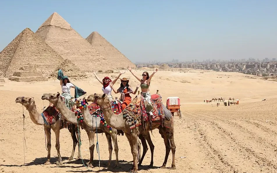 Egypt enhances Giza pyramids tours with expanded options