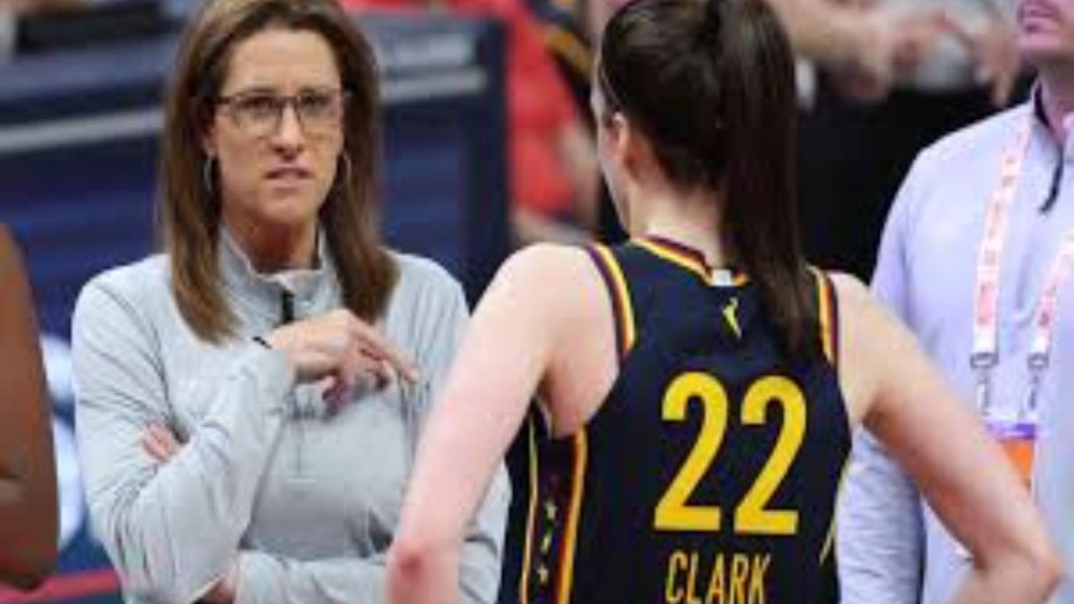 Caitlin Clarks Late-Game Decision Sparks Debate, but Stephanie White ...